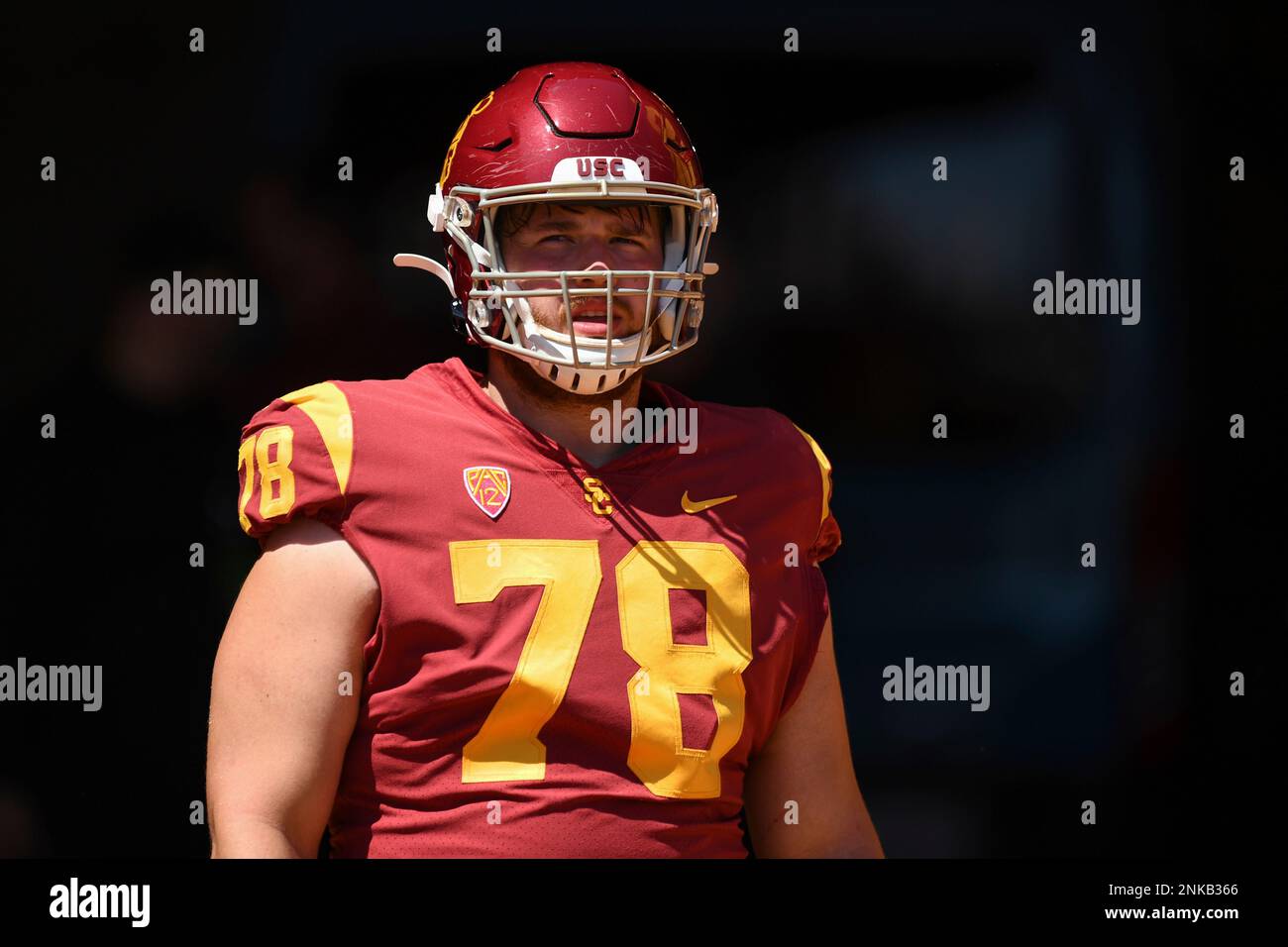LOS ANGELES, CA - APRIL 23: USC Trojans offensive lineman Andrew Milek ...