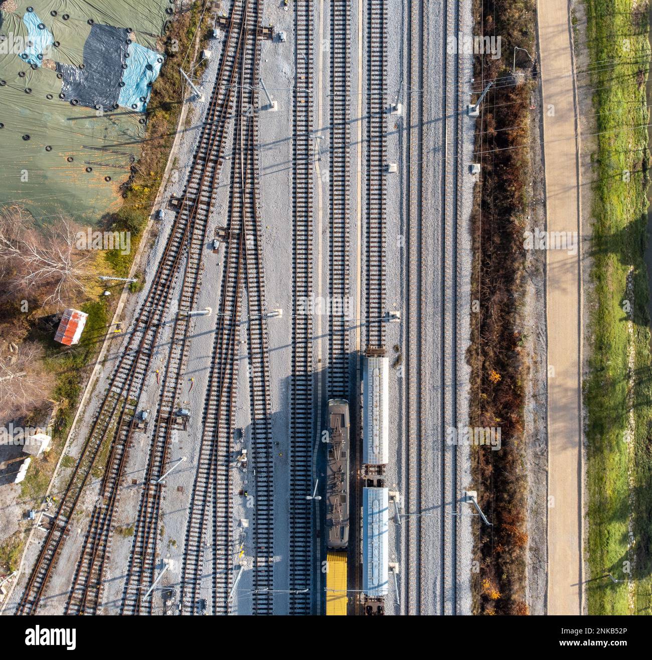 Top view train overhead railway hi-res stock photography and images - Alamy