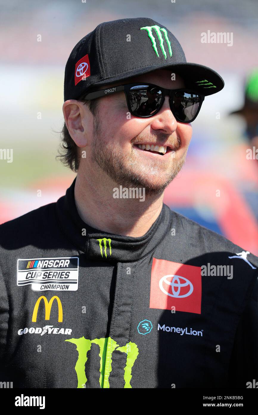 TALLADEGA, AL - APRIL 23: Kurt Busch (#45 23XI Racing Monster Energy ...