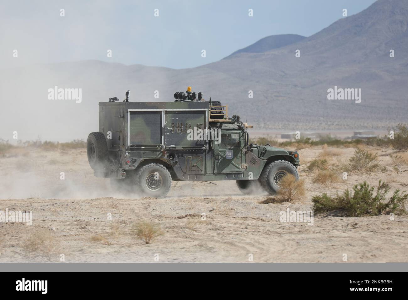 U.S. Soldiers assigned to 299th Brigade Support Battalion, 2nd Armored ...