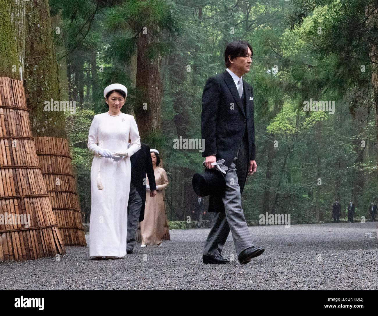 Japanese Crown Prince Akishino and Crown Princess Kiko head for the ...