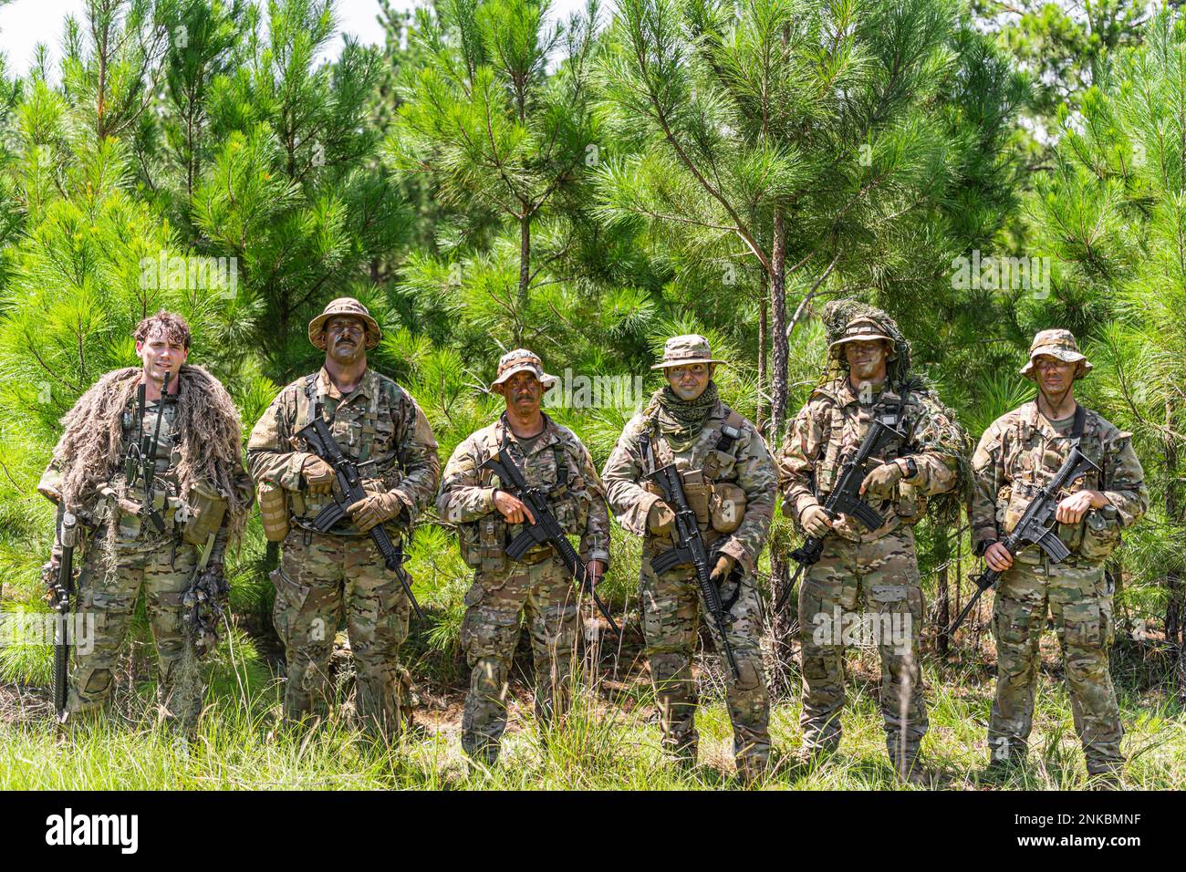 U.S. Tactical Air Control Party Airmen from the 15th Air Support ...