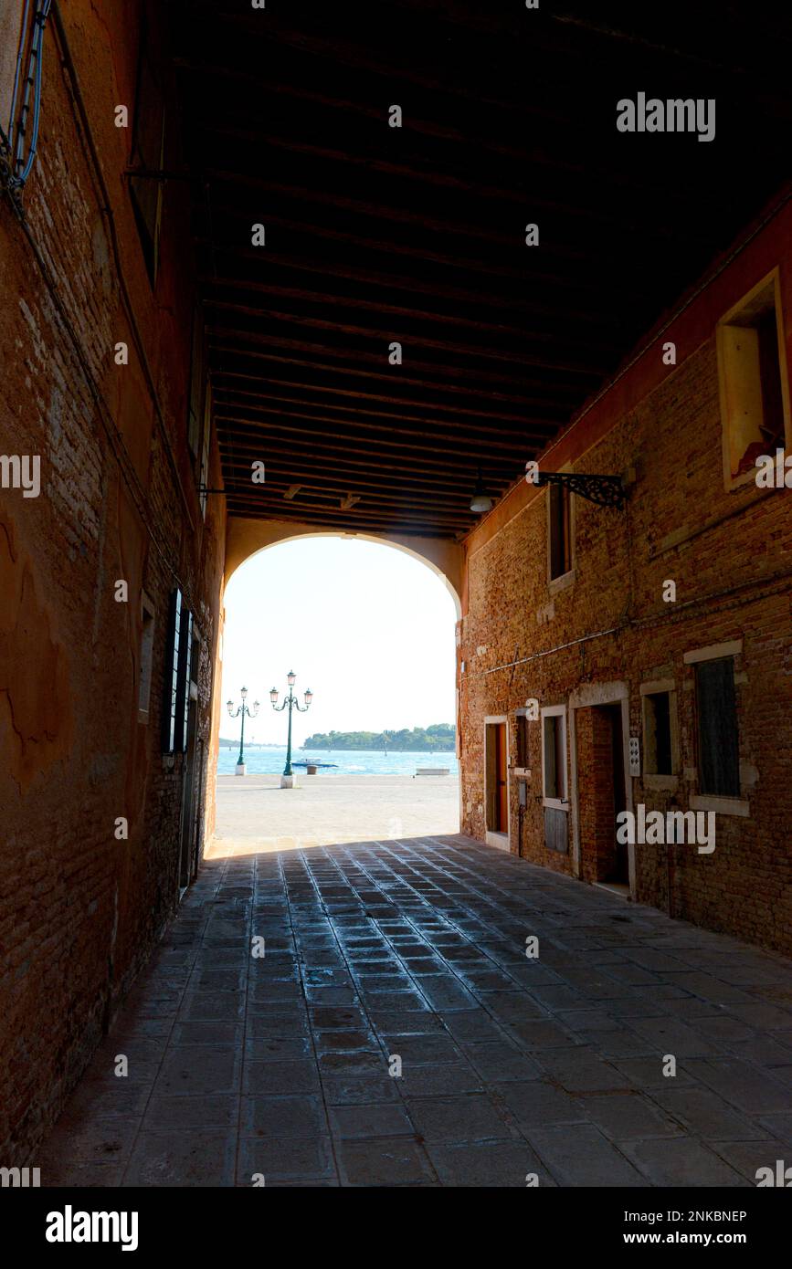 Architecture street view hi-res stock photography and images - Alamy
