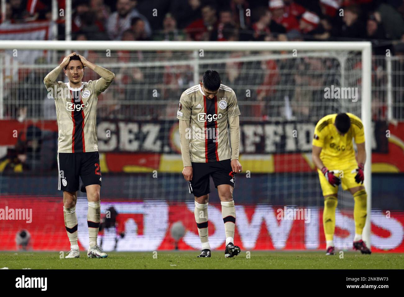 BERLIN - (lr) Steven Berghuis of Ajax, Edson Alvarez of Ajax, Ajax ...