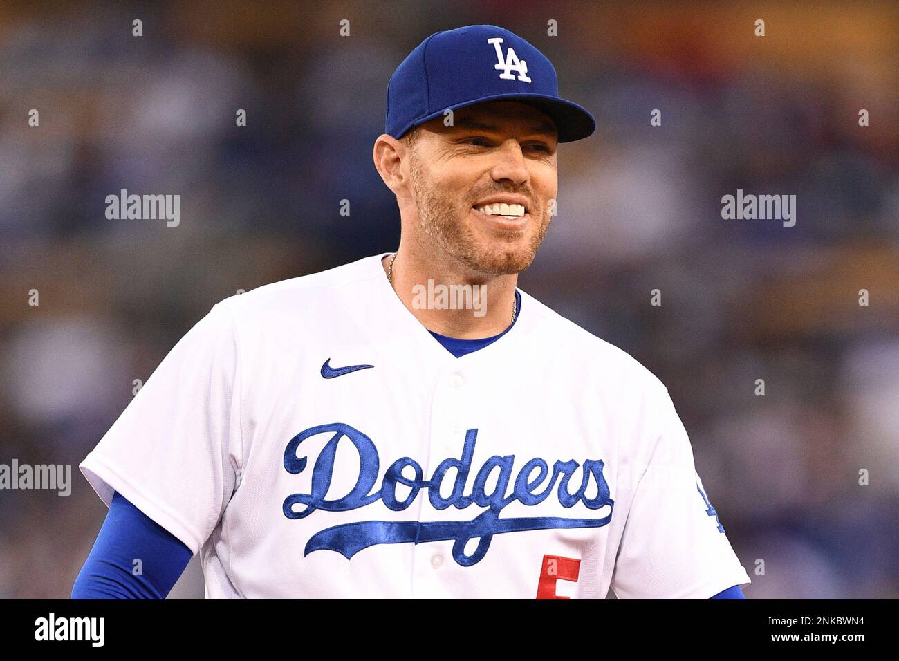 LOS ANGELES, CA - APRIL 18: Los Angeles Dodgers first baseman Freddie ...