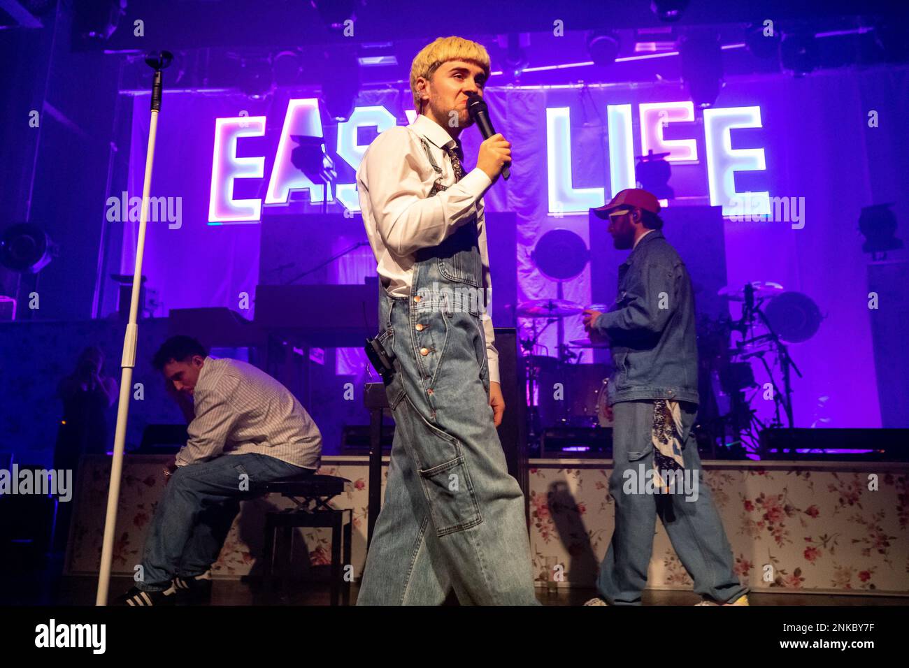 Trumpet oliver cassidy drums hi-res stock photography and images - Alamy