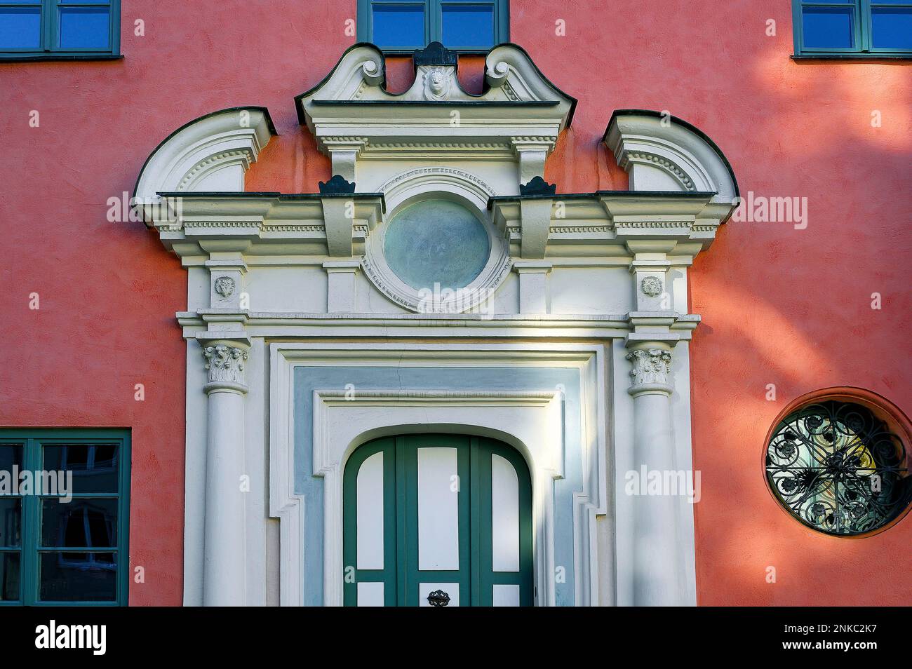 Baroque door hi-res stock photography and images - Alamy