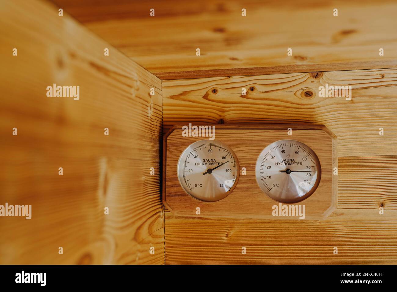 Sauna Thermometer & Hygrometer Stock Photo - Alamy
