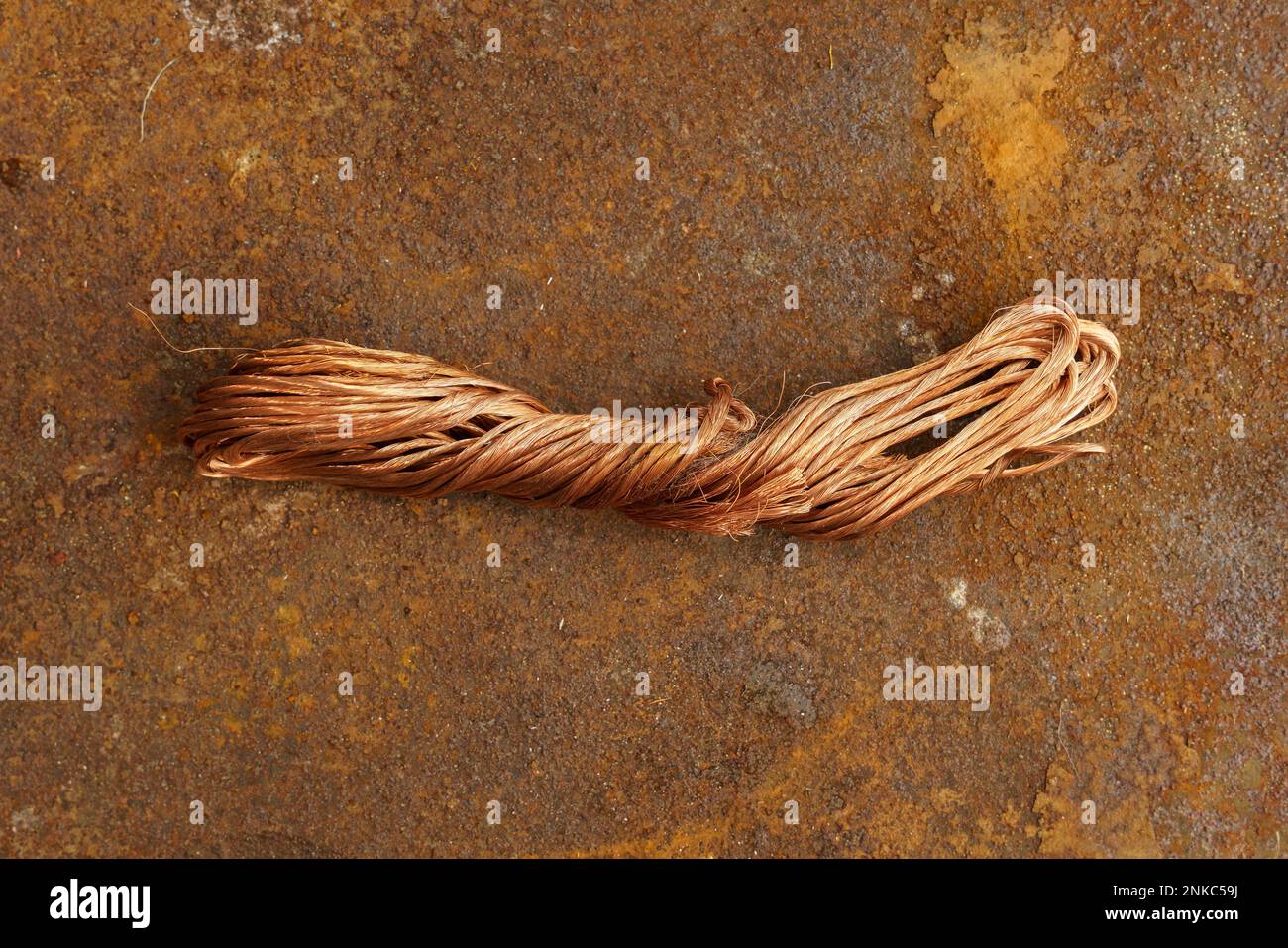 Red metal copper wire scrap materials recycling of waste from manual ...