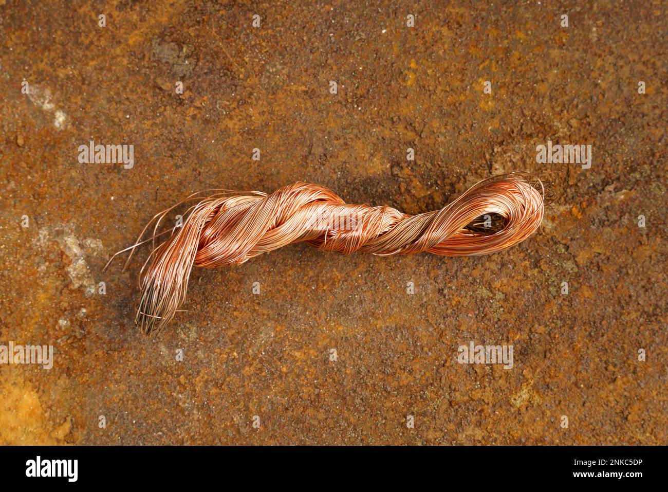 Red metal copper wire scrap materials recycling of waste from manual ...