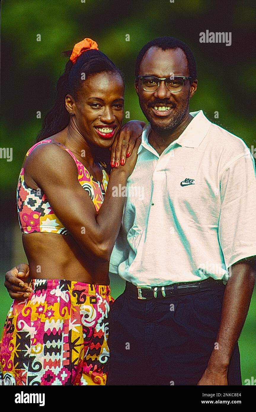 Jackie Joyner-Kersee and Bobby Kersee husband and coach photo shoot in ...