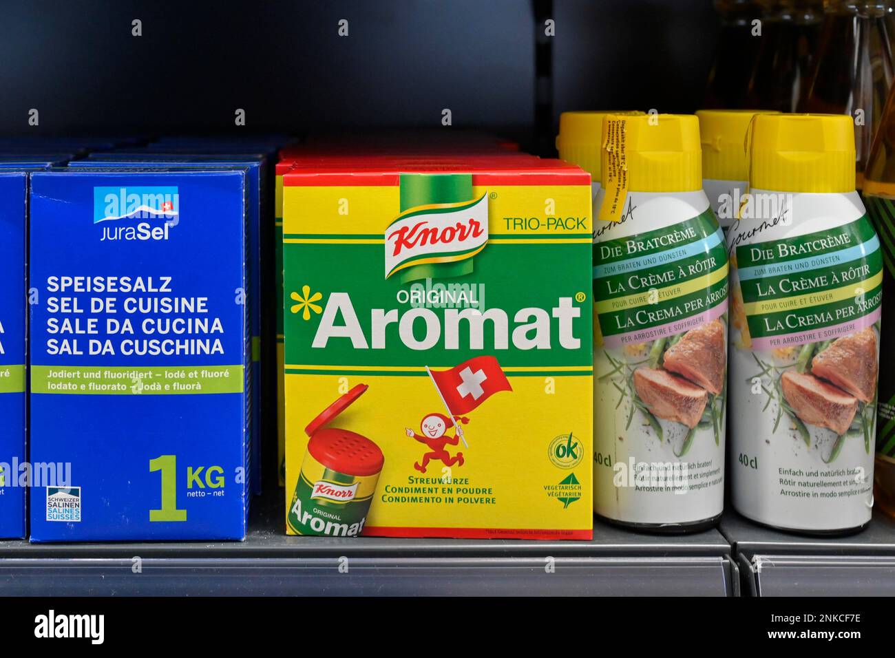 Shelf table hi-res stock photography and images - Alamy