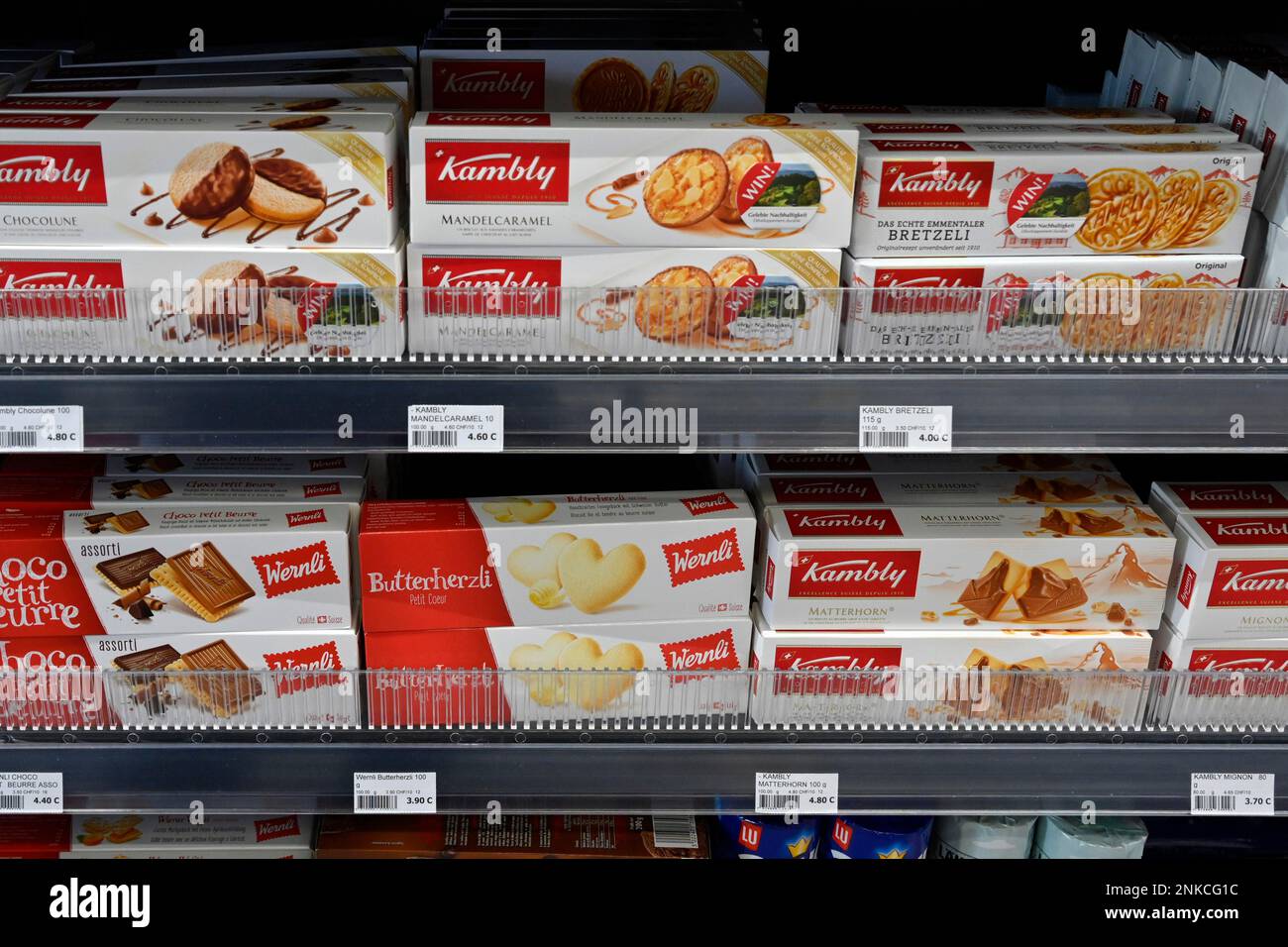 Shelf assortment hi-res stock photography and images - Alamy