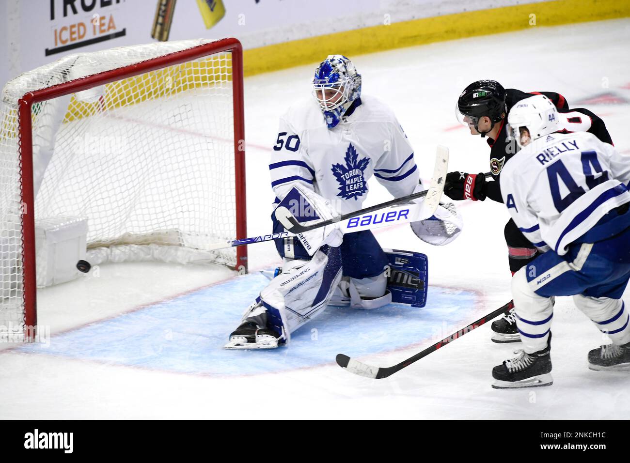 Ottawa Senators left wing Tim Stutzle (18) scores against Toronto Maple ...