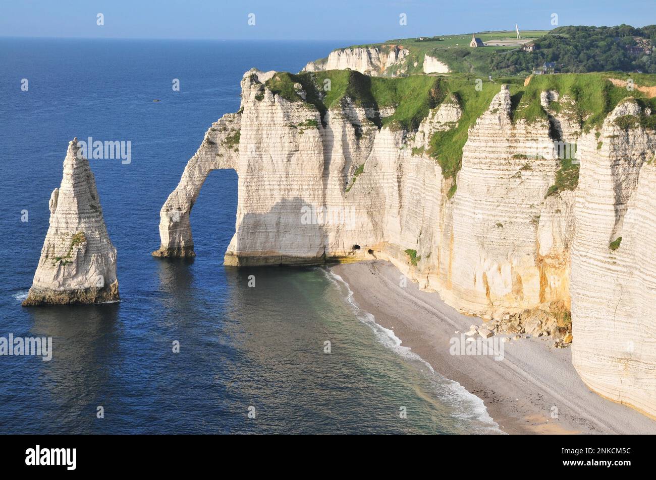 Falaise dAval cliff, cliffs, Etretat, Cote dAlbatre, Haute-Normandie ...