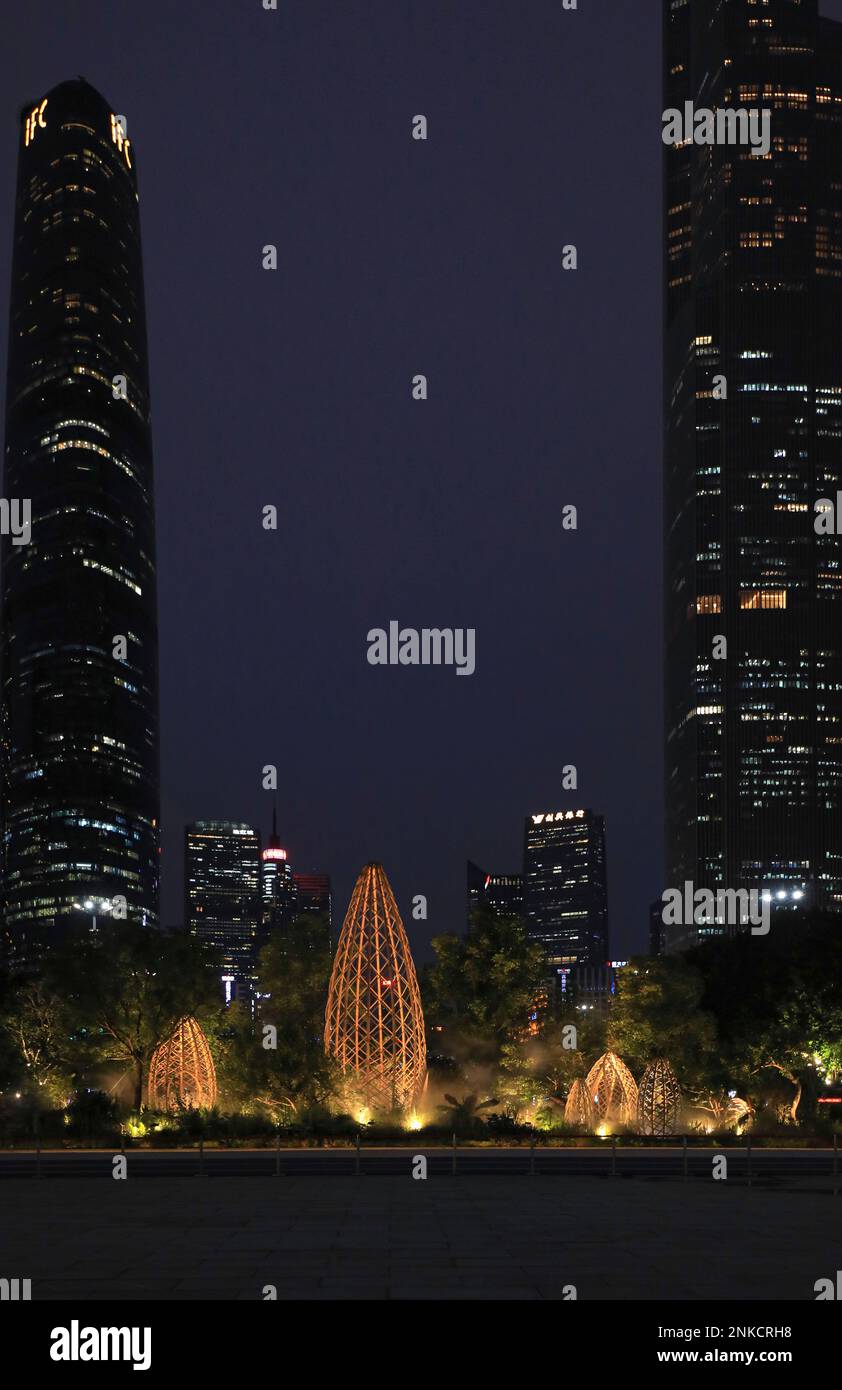The Guangzhou Garden designed by British landscape architect Peter ...