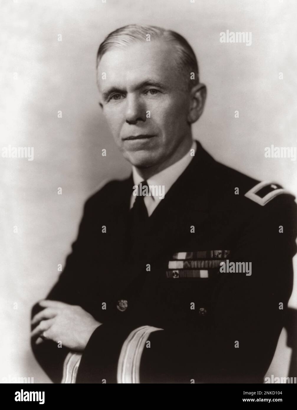 1946 ca , USA : Official portrait of General George Catlett Marshall ...
