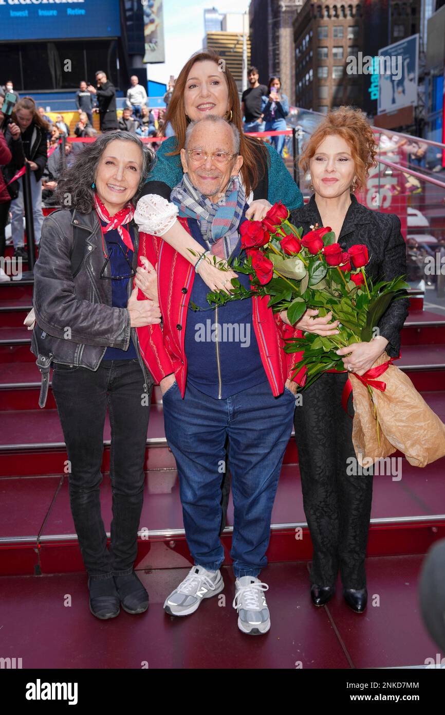 Photo by: John Nacion/STAR MAX/IPx 2022 4/11/22 Academy Award and Tony ...