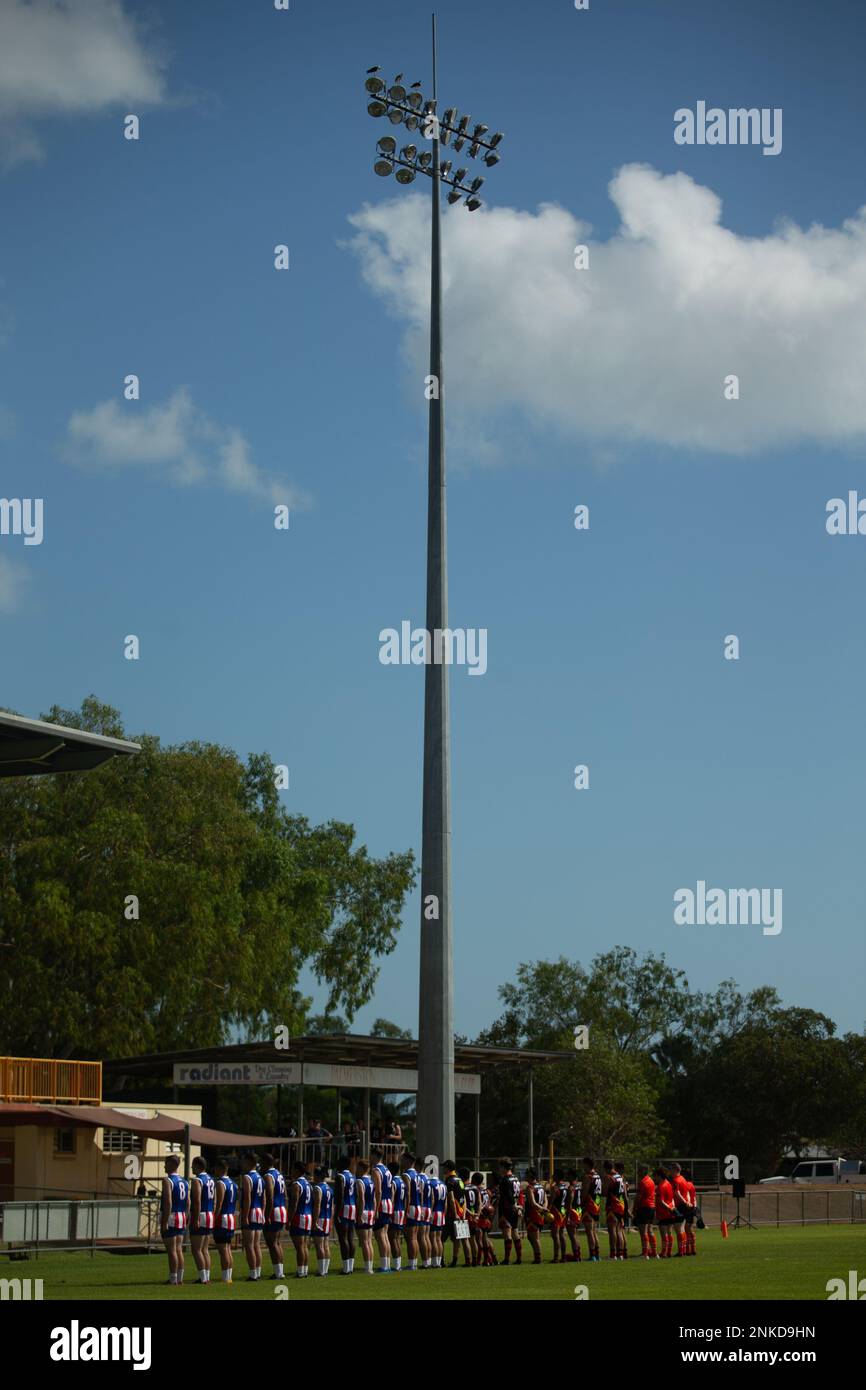 U s marines playing football hi-res stock photography and images - Alamy