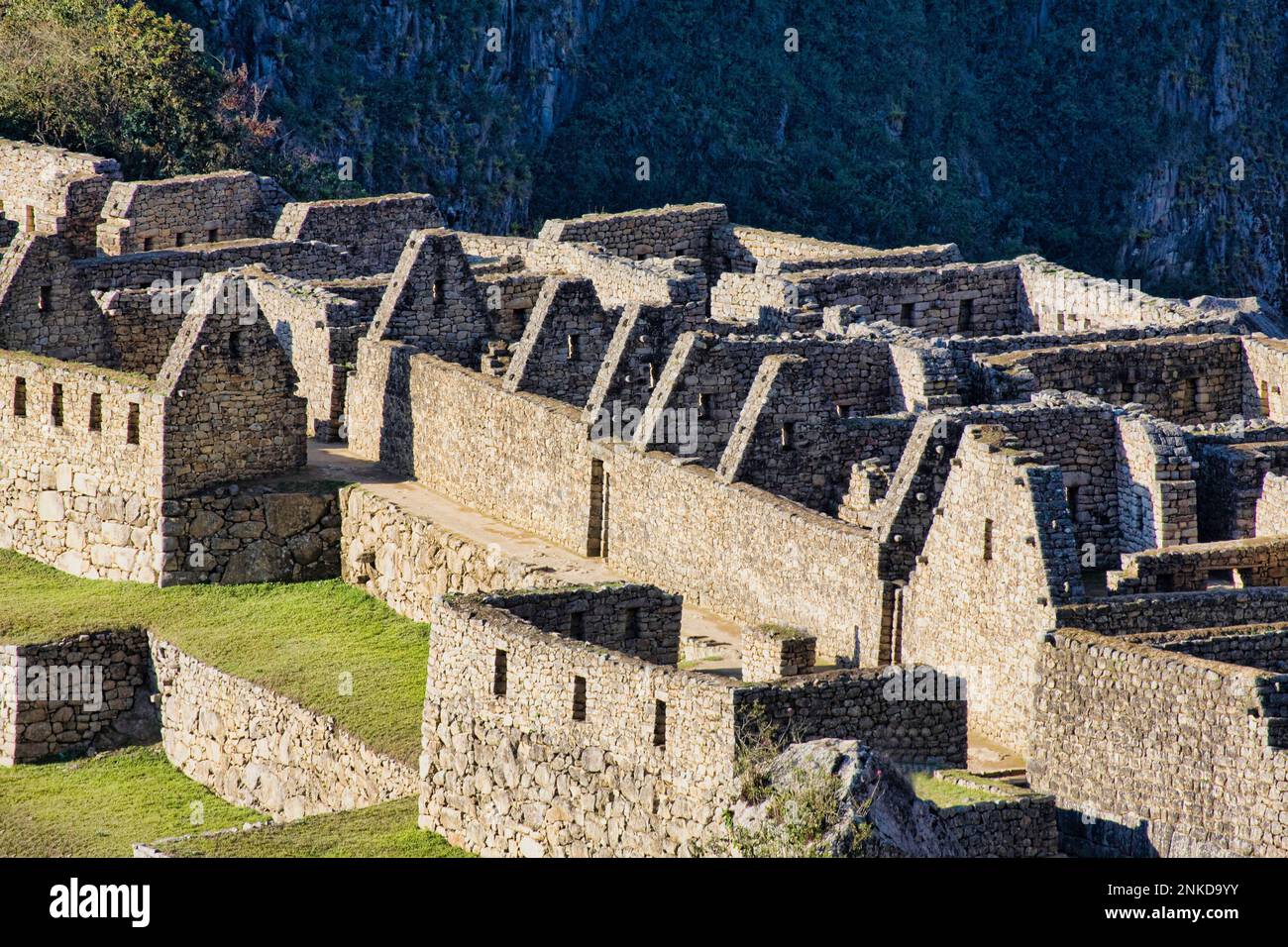 Fine stone work at the ancient Incan ruins of Machu Picchu, Peru Stock ...