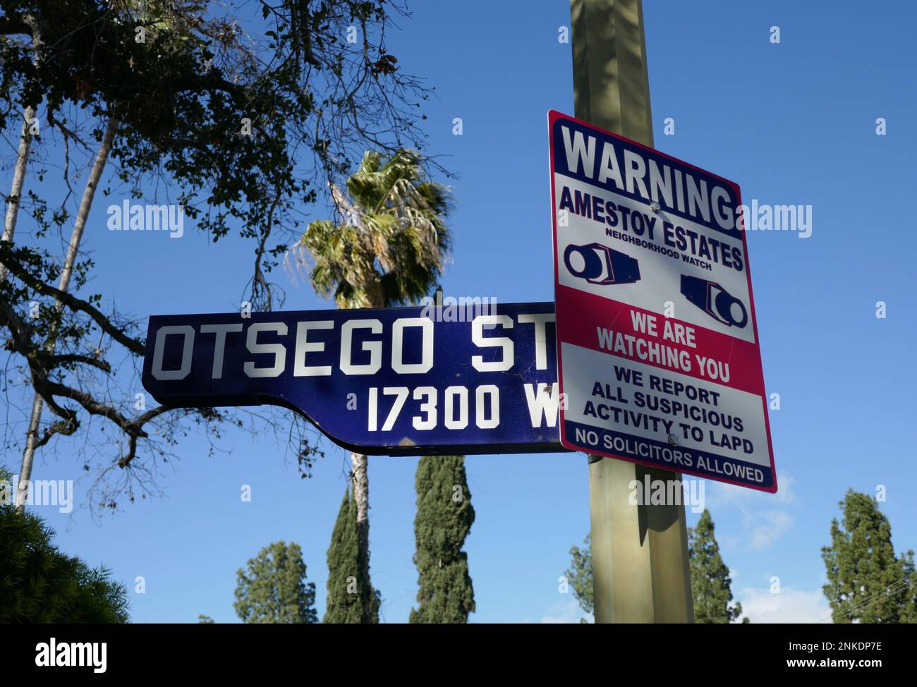Encino, California, USA 22nd February 2023 Amestoy Estates Sign and ...