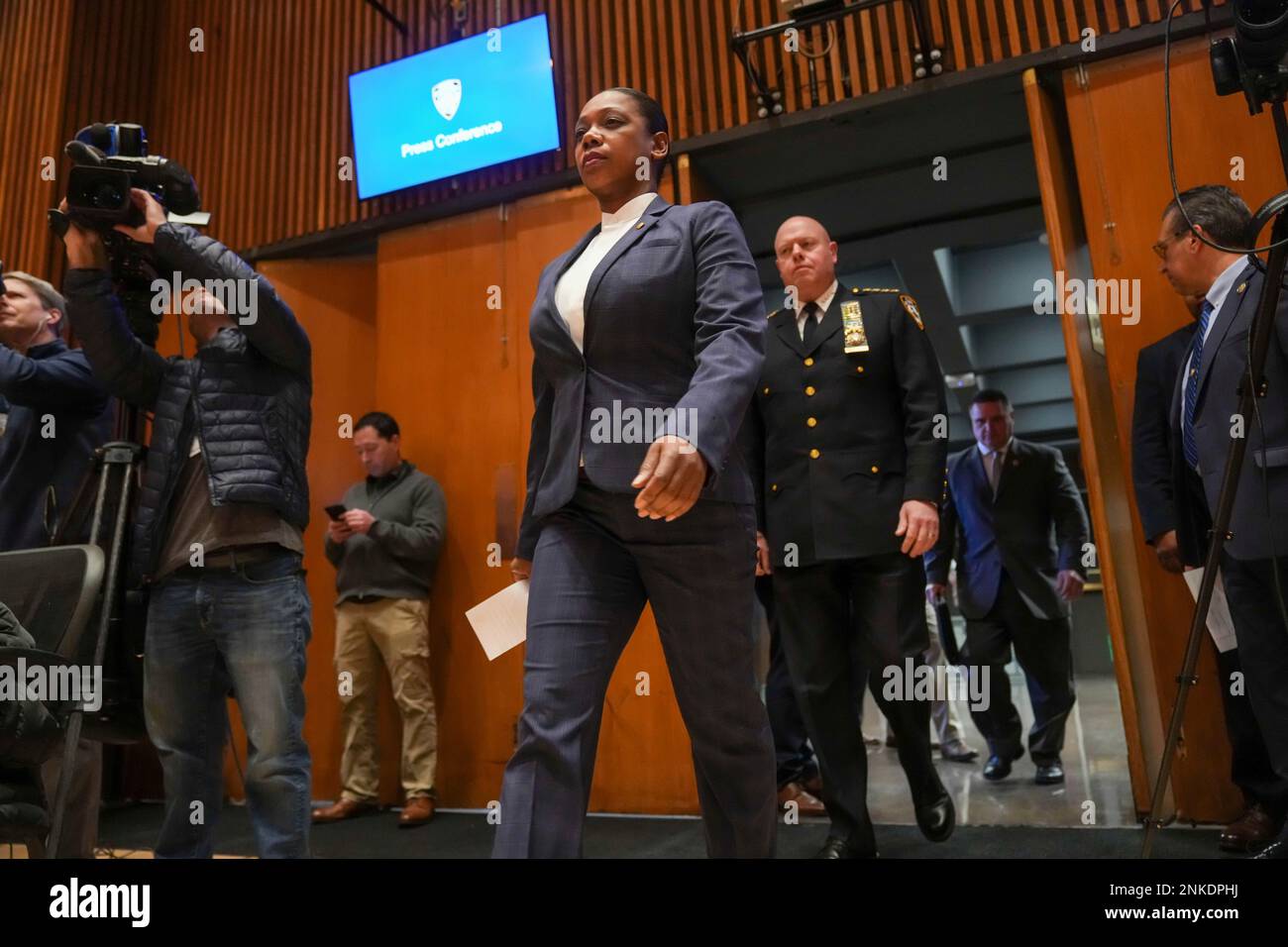 Photo by: John Nacion/STAR MAX/IPx 2022 4/8/22 NYPD press conference on ...