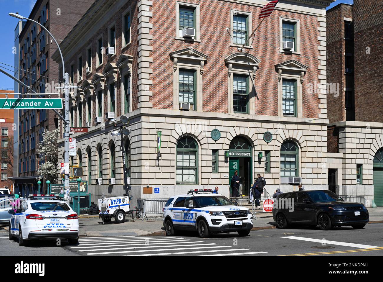 Photo by: NDZ/STAR MAX/IPx 2022 4/8/22 An exterior view of the New York ...