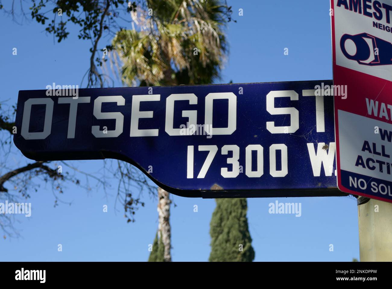 Encino, California, USA 22nd February 2023 Amestoy Estates Sign and ...