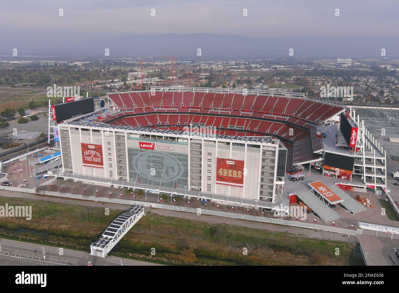 Levi's stadium aerial hi-res stock photography and images - Alamy