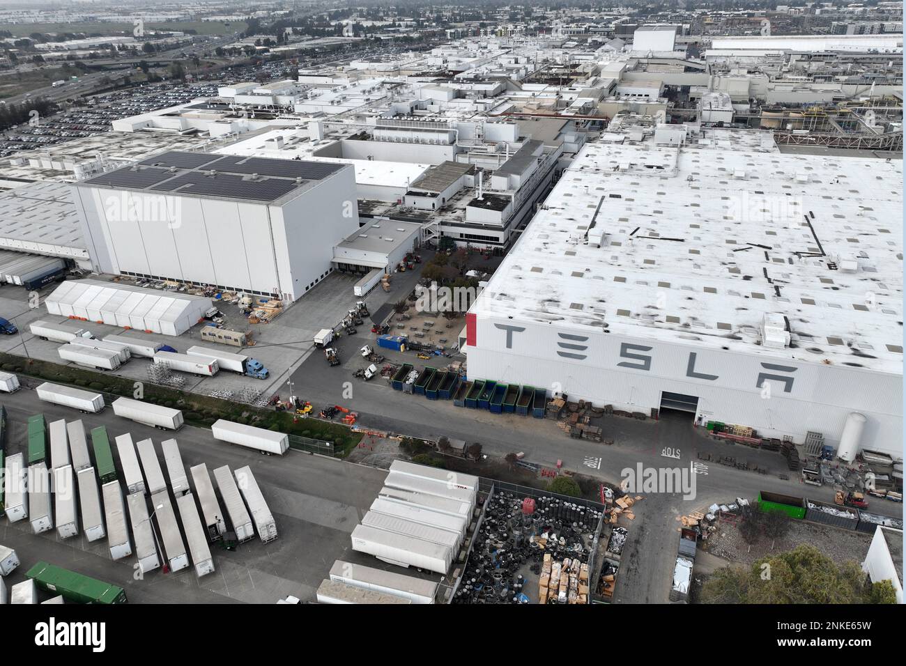 General overall aerial view tesla electric motor vehicles fremont ...