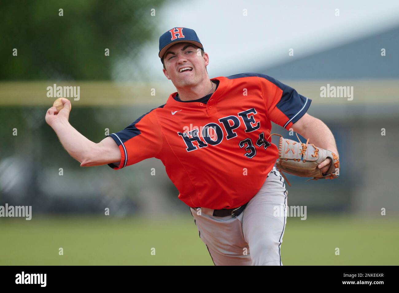 Hope Flying Dutchmen pitcher Branden Rosenfeld (34) during an NCAA ...