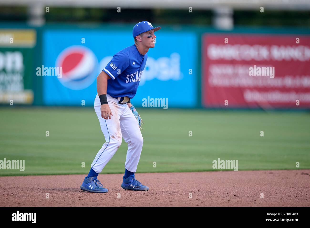 Indiana State Sycamores shortstop Jordan Schaffer (1) during an NCAA ...
