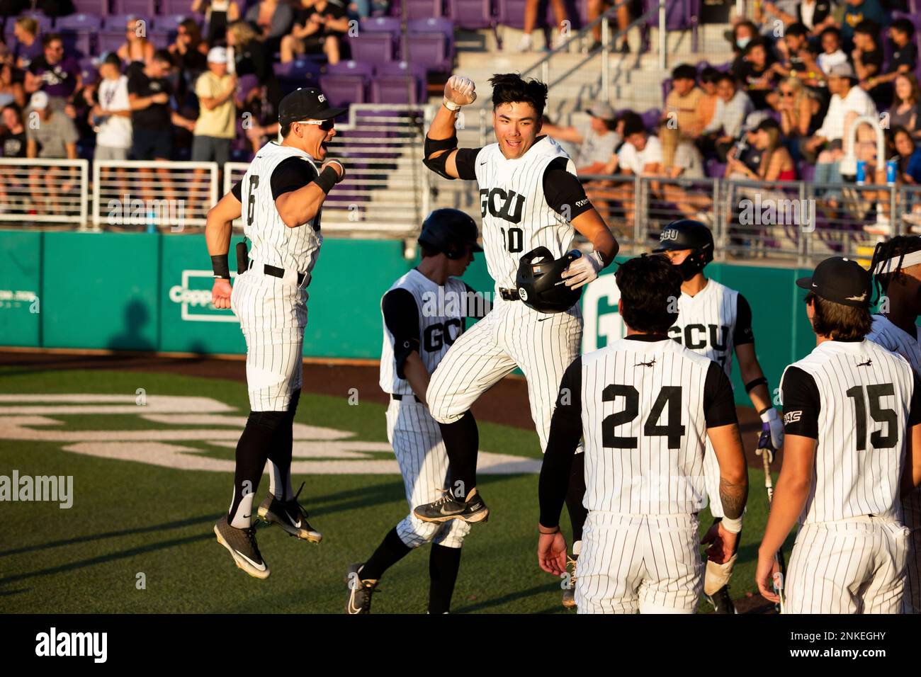 PHOENIX, AZ - APRIL 5: Tyler Wilson (30) Grand Canyon Utility and Cade ...