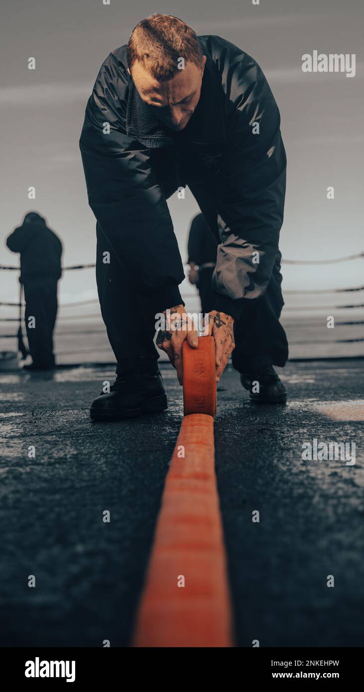 220813-N-GF955-1107 ATLANTIC OCEAN (Aug. 13, 2022) Boatswain’s Mate 1st ...