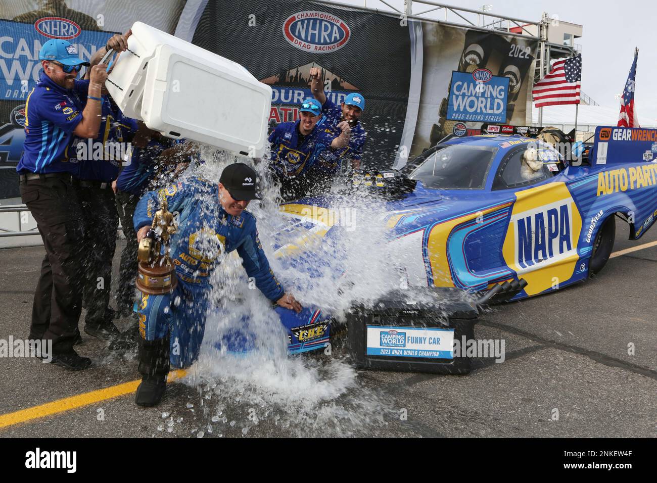 LAS VEGAS, NV - APRIL 03: Ron Capps (1 FC) NAPA Auto Parts NHRA Funny ...