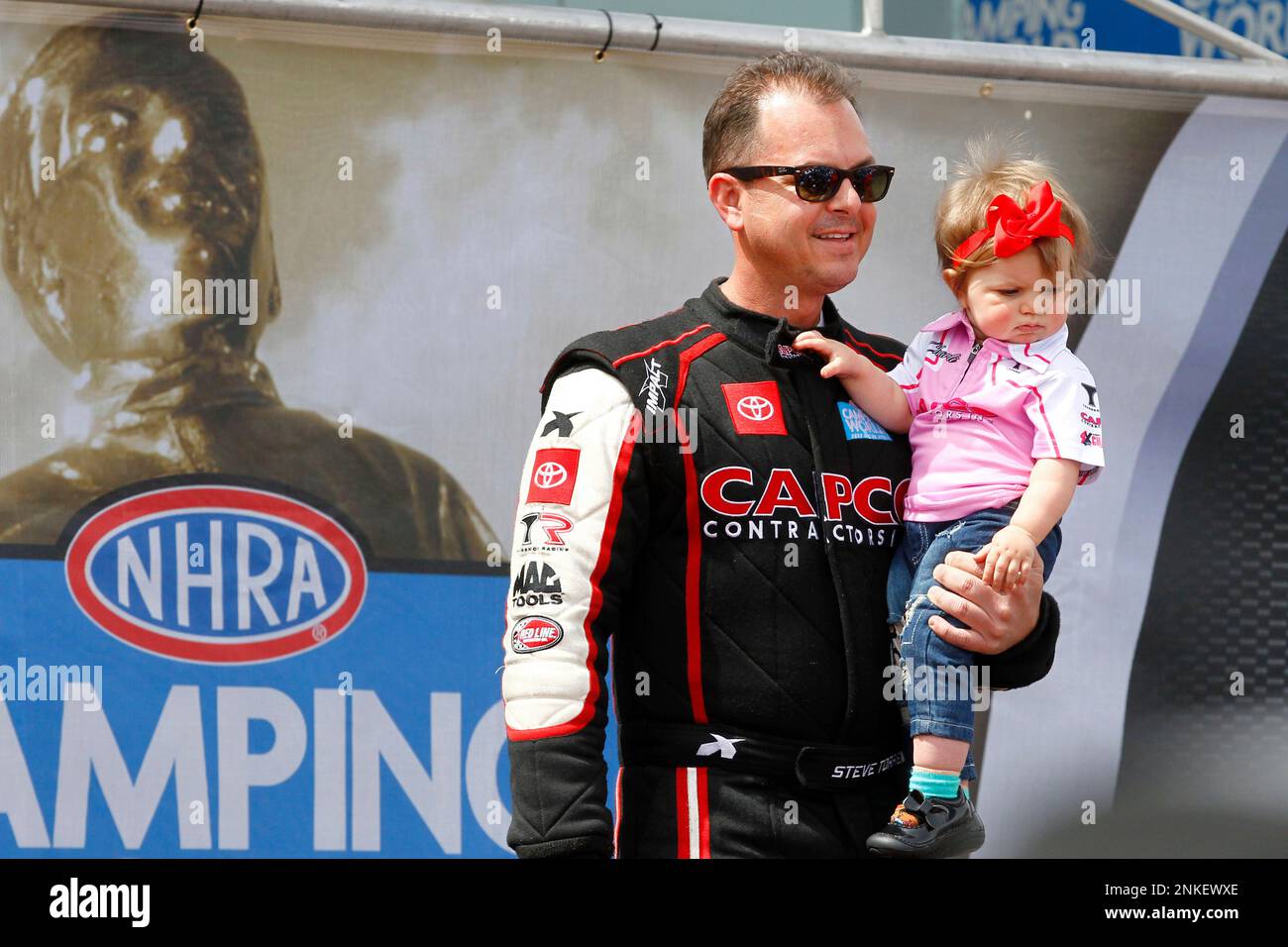 LAS VEGAS, NV - APRIL 03: Steve Torrence (1 TF) Capco Racing/Torrence ...
