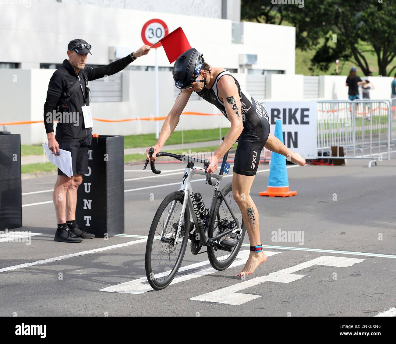 Christian Davey, of New Zealand, at the ITU World Triathlon 2022 ...
