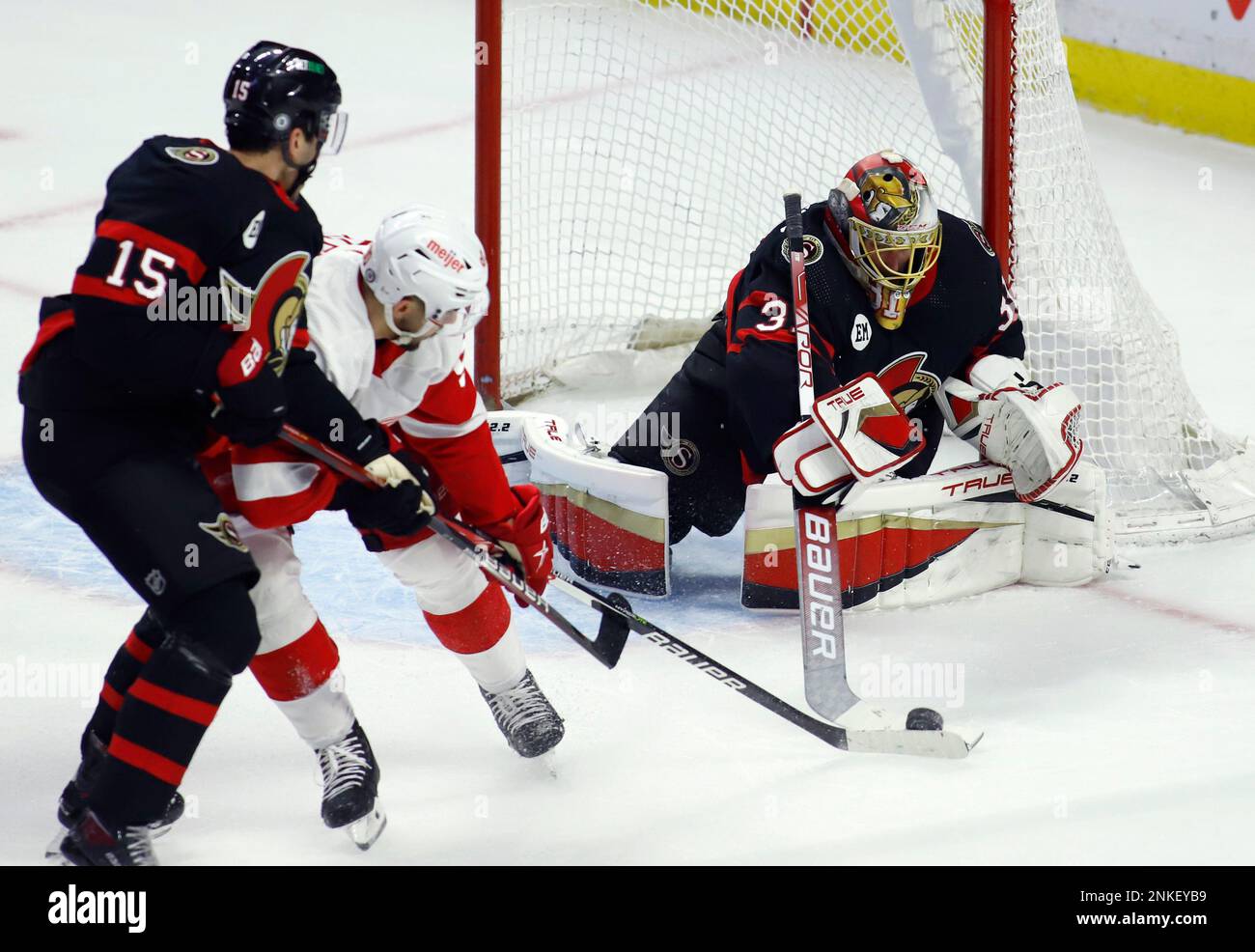Detroit Red Wings center Joe Veleno (90) shoots against Ottawa Senators ...