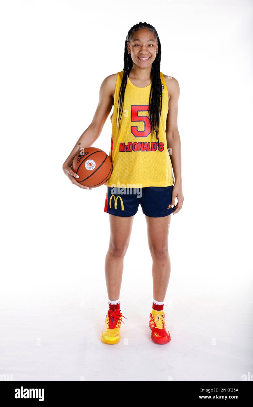 CHICAGO, IL - MARCH 26: McDonald's High School All American Darianna ...
