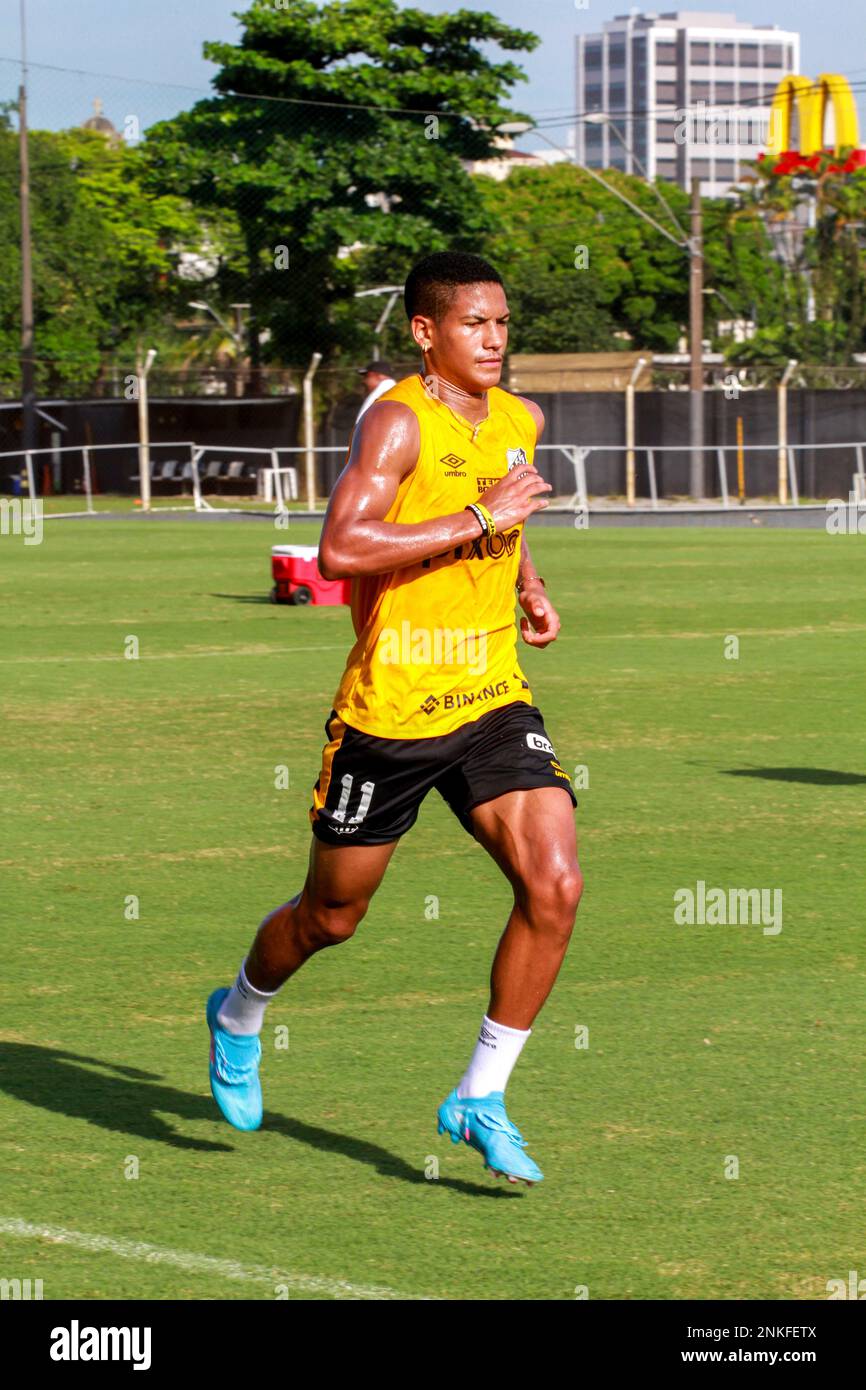 SP - Santos - 03/30/2022 - SANTOS FC, TRAINING - Angelo Santos player during training at the CT ...