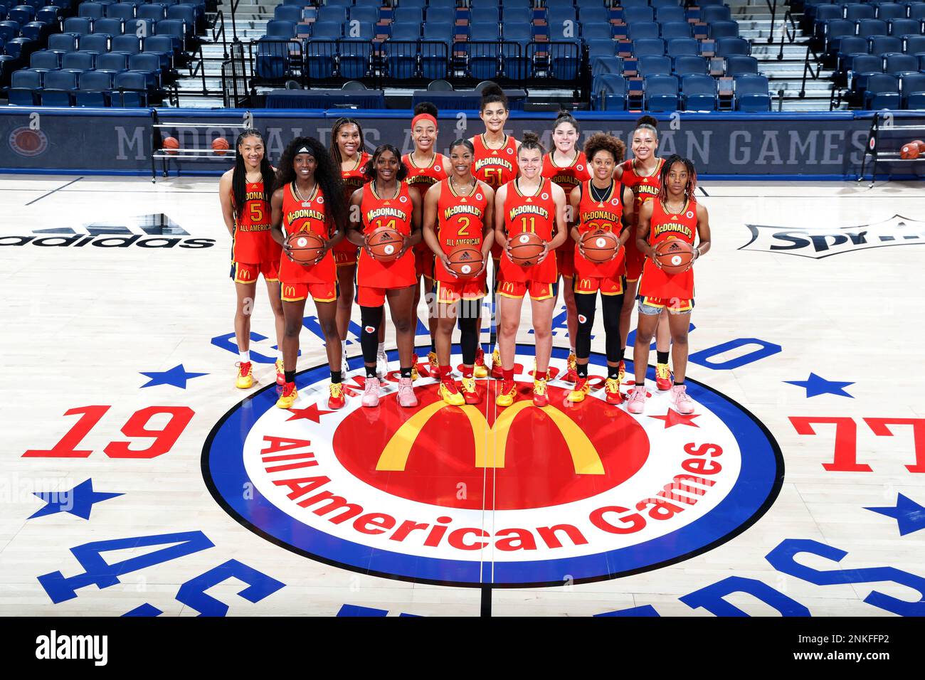 CHICAGO, IL - MARCH 29: McDonalds All American girls west team poses ...