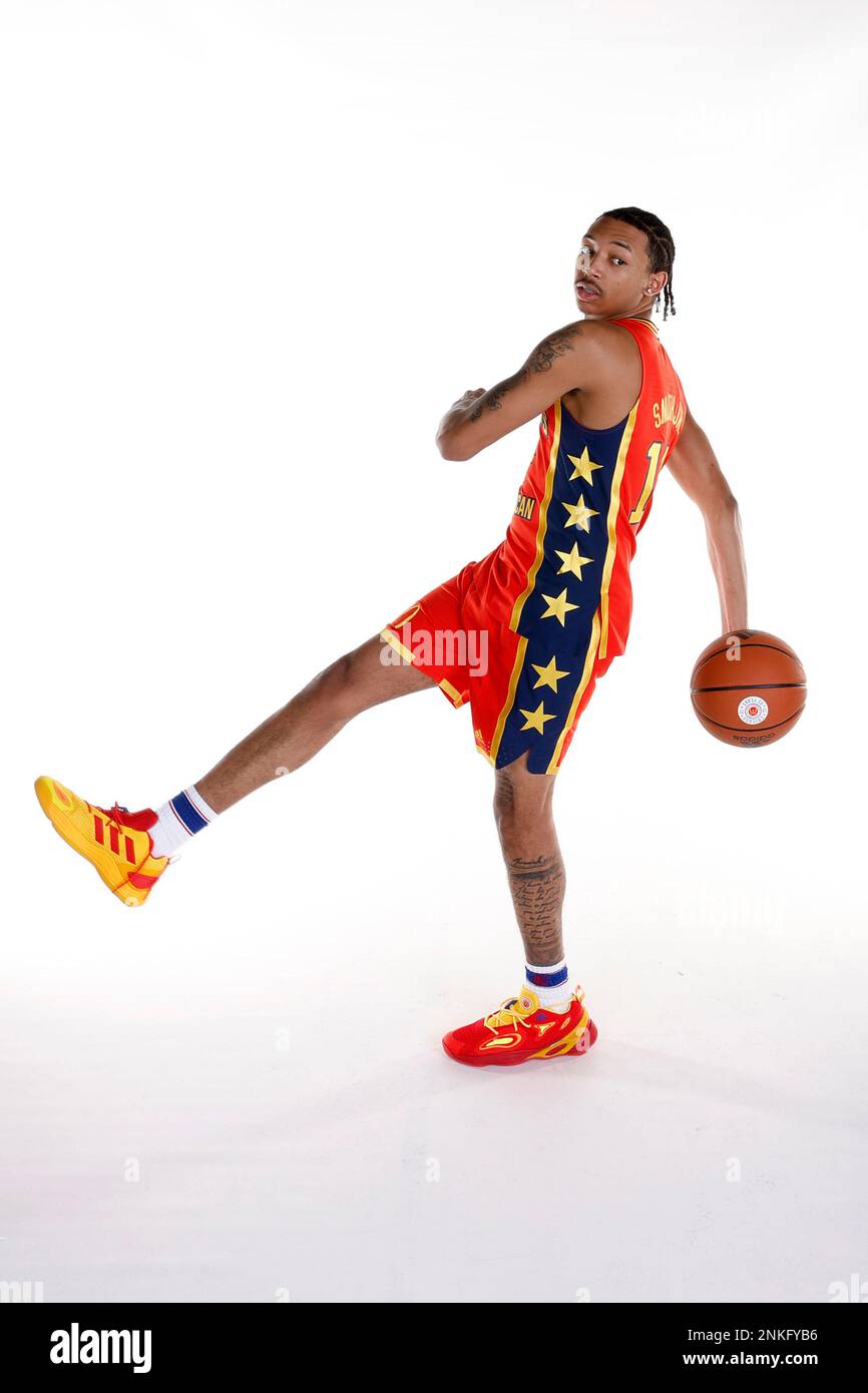 CHICAGO, IL - MARCH 26: McDonald's High School All American Nick Smith ...