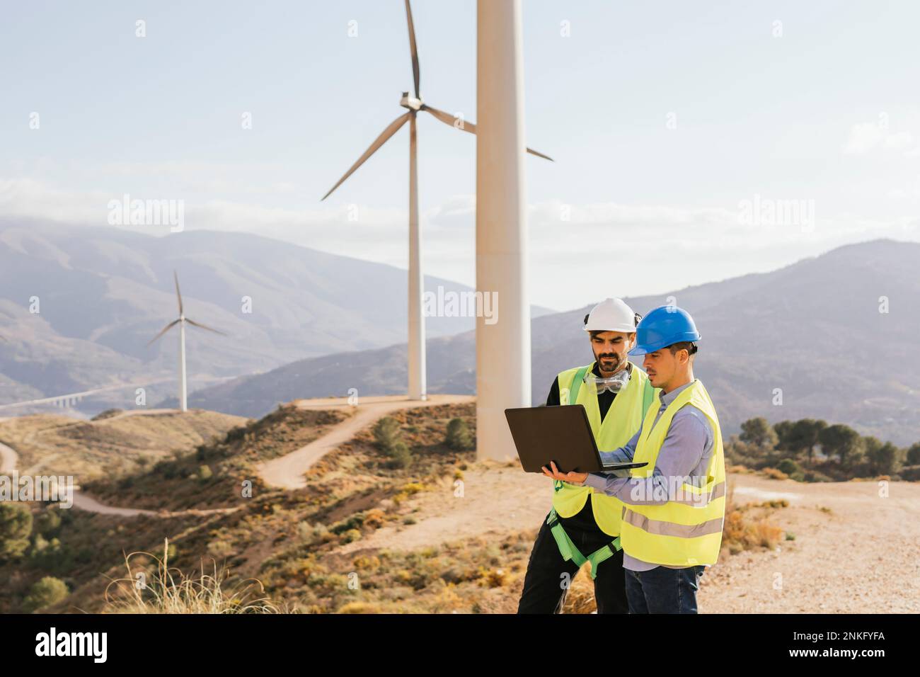 Working on turbines hi-res stock photography and images - Alamy