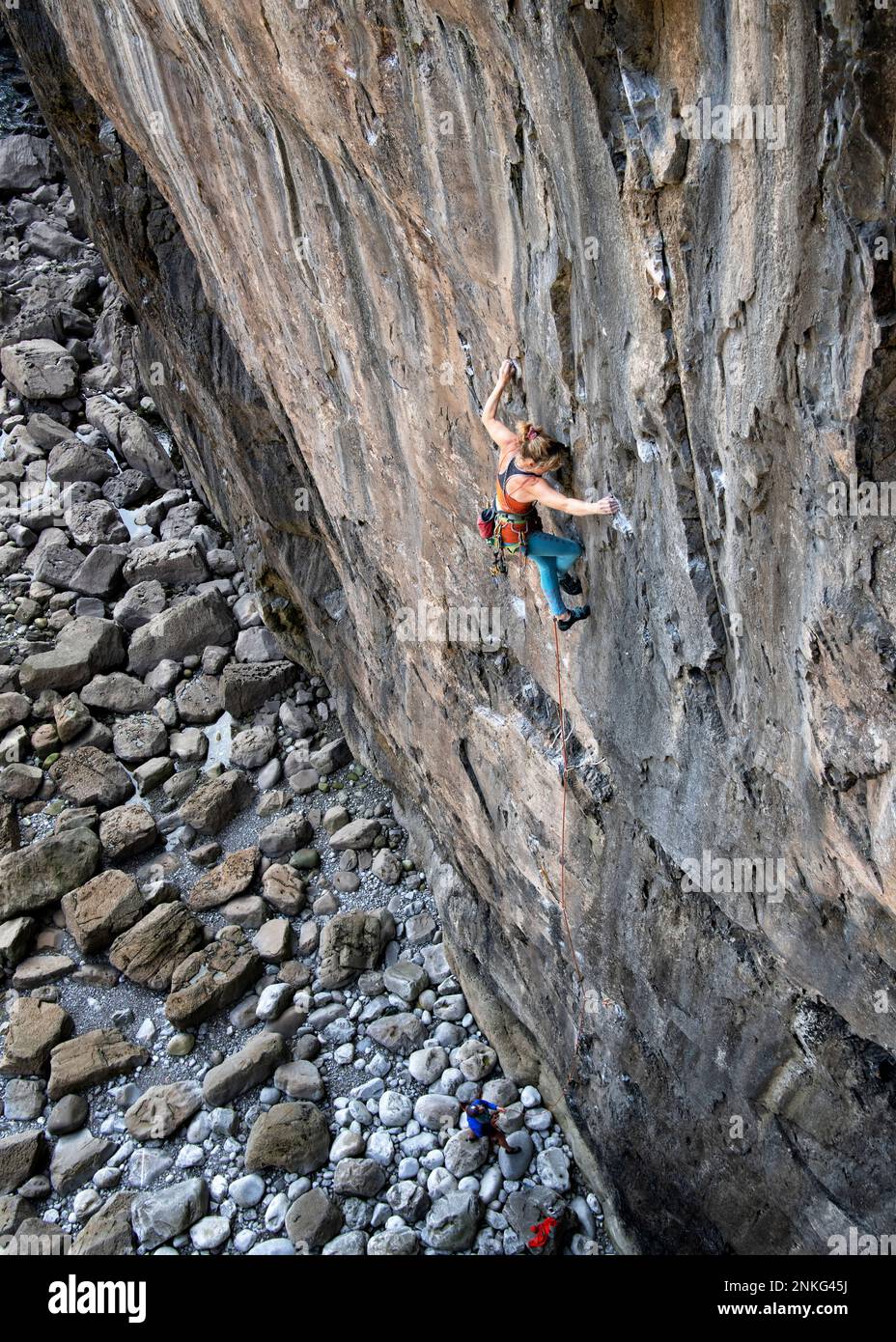 Active climbing hi-res stock photography and images - Alamy
