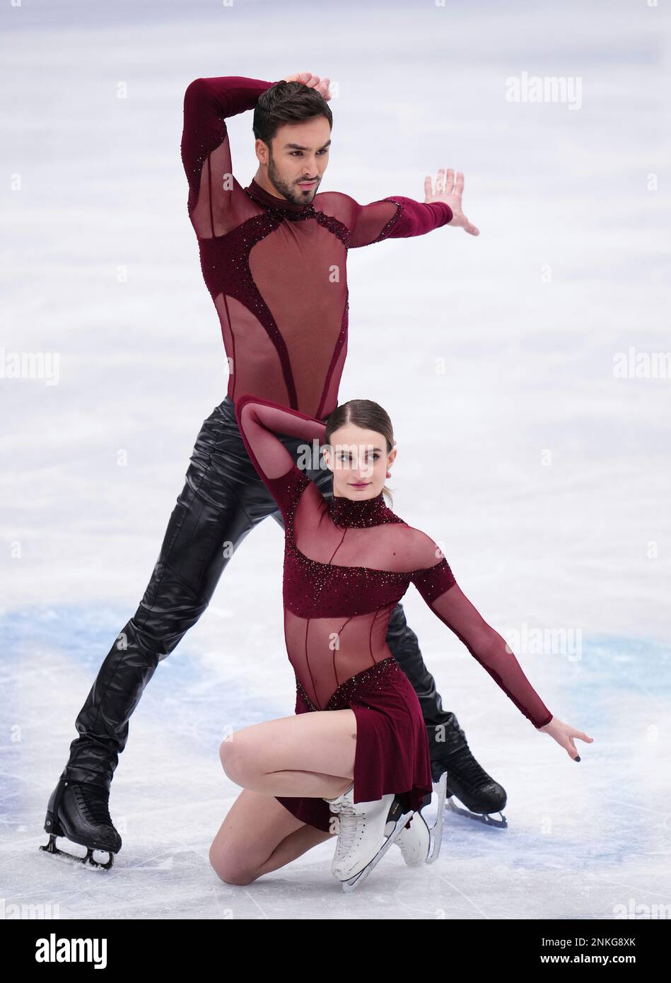 Gabriella PAPADAKIS / Guillaume CIZERON of France perform during the ...