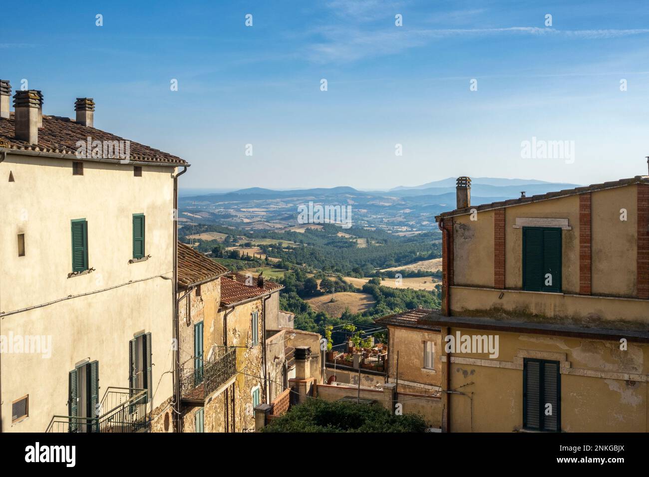 Town of manciano in tuscany hi-res stock photography and images - Alamy