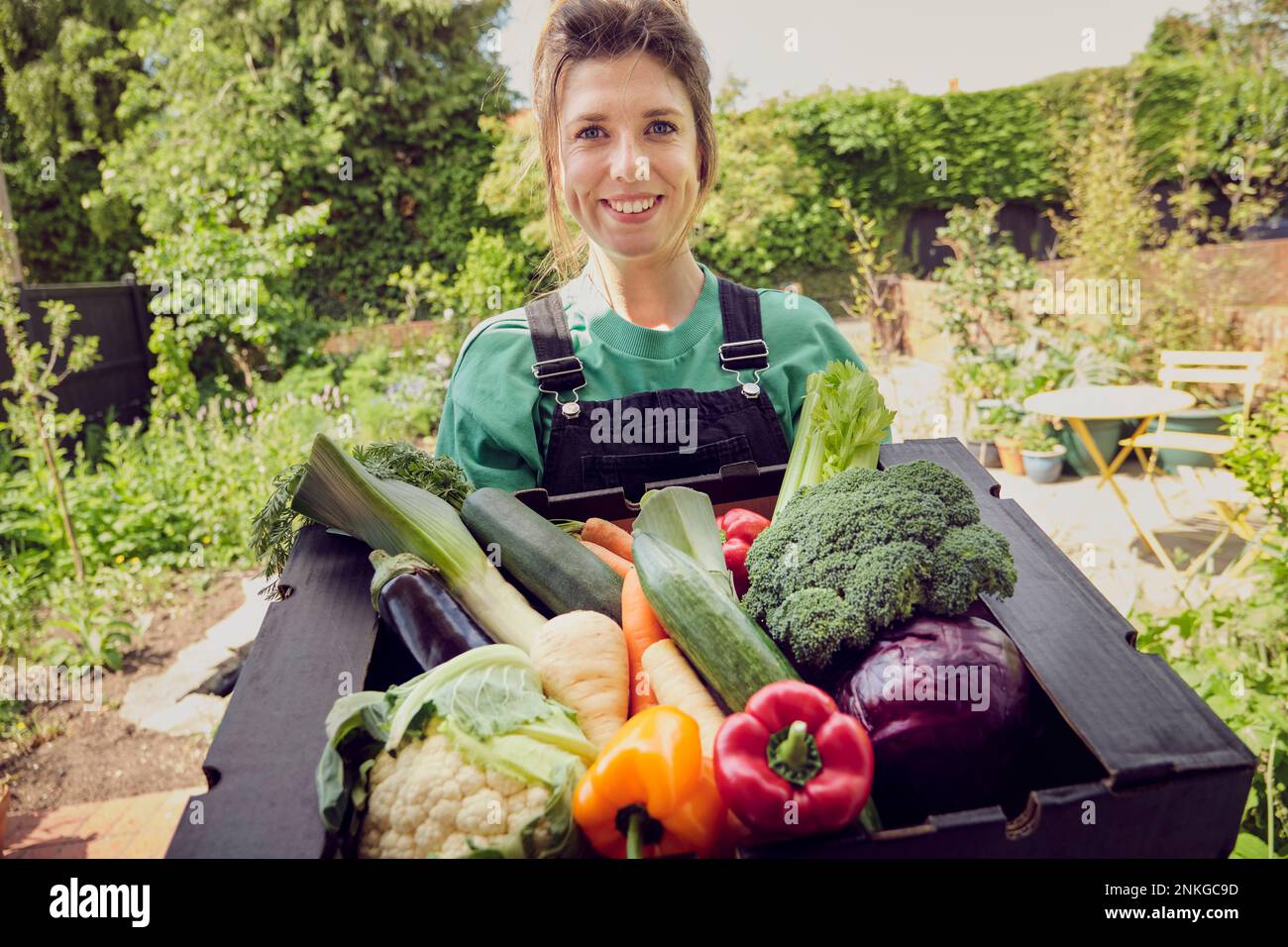 Delivery person headshot hi-res stock photography and images - Alamy