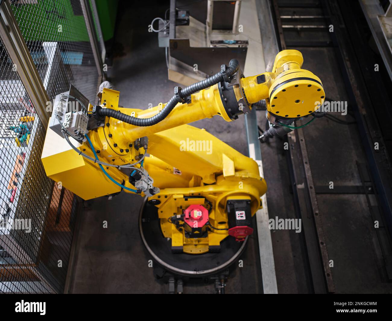 Robotic arm in modern factory Stock Photo - Alamy