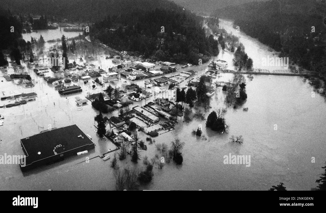 Aerial photo of Guerneville flooding., February 18, 1986 Photo ran 02 ...