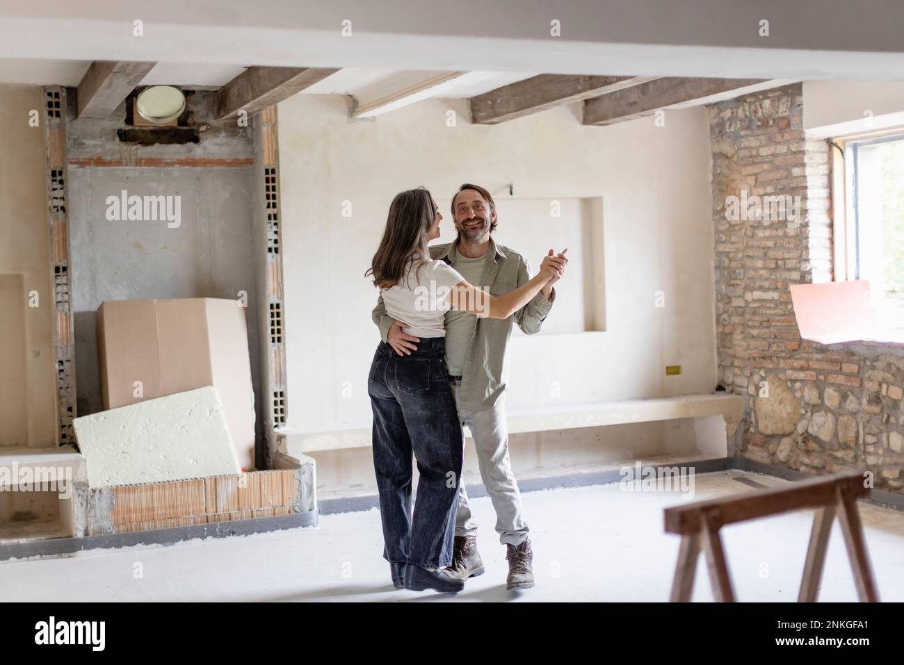 Men dancing together hi-res stock photography and images - Alamy